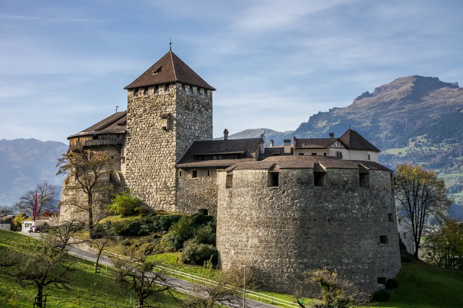 Vaduz Castle Guide Liechtenstein 2026 vaduz-castle-guide-liechtenstein-2026